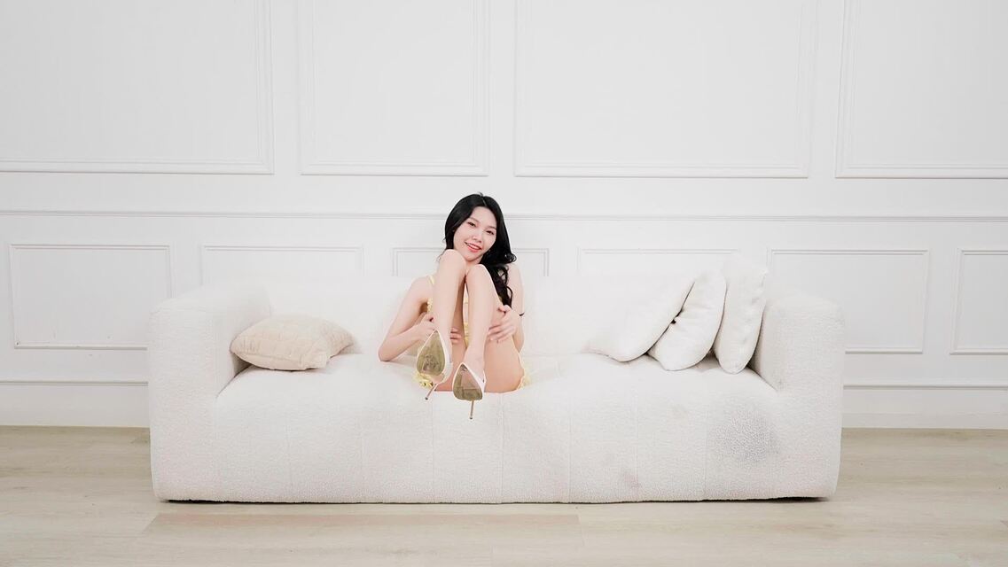 慾望天使「TY踢歪寶寶」半夜出擊，貓式挑逗！ | JVID